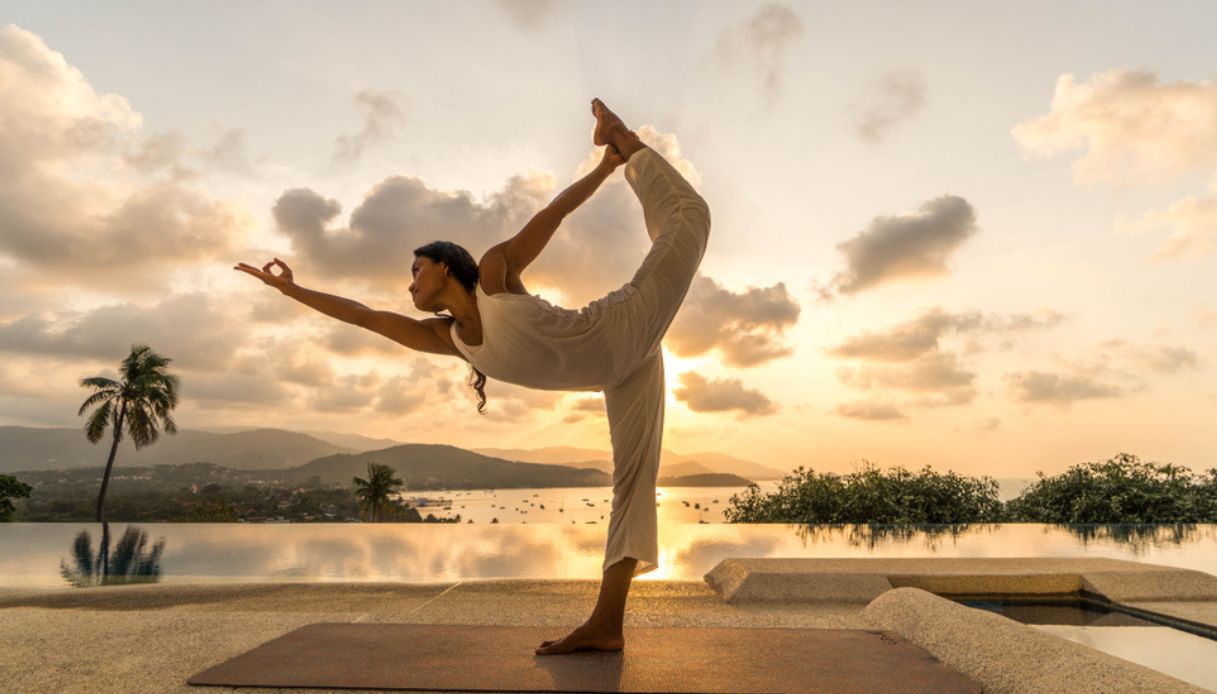 LO YOGA. STRAORDINARIO PER CORPO E MENTE